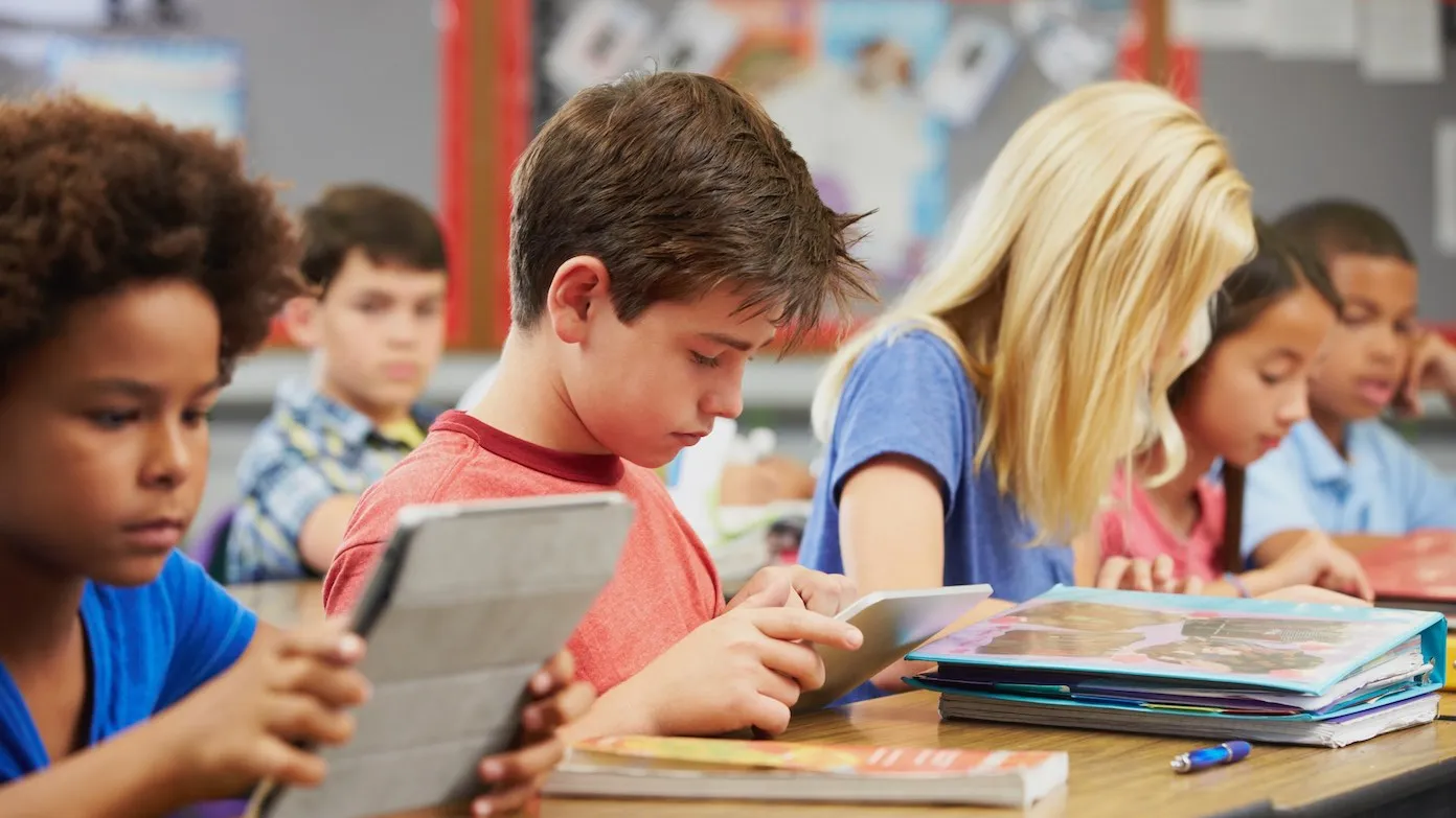 The Digital Classroom: A Comprehensive Guide for Schools